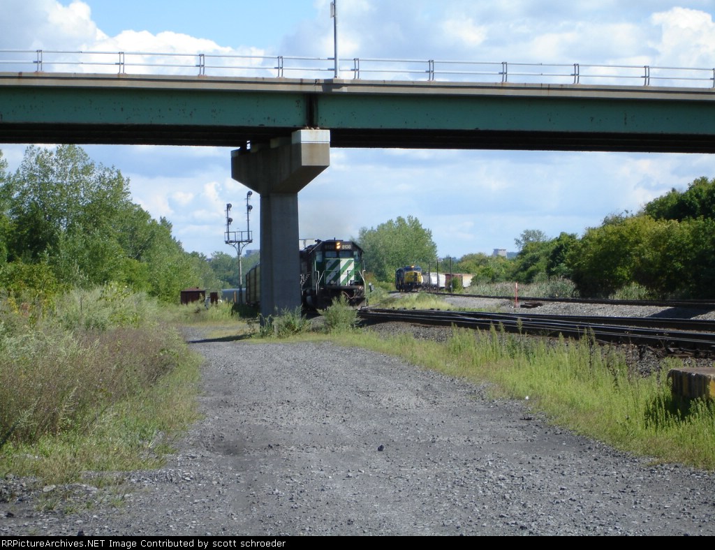 HLCX 8138 passing the Syracuse Detector WB